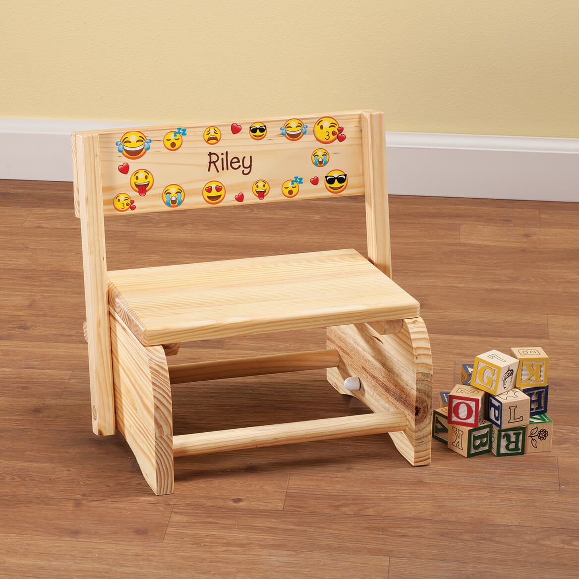 Personalized Children's Emoji Step Stool - Dream Products